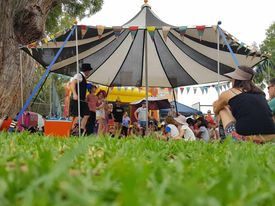 Festival Entertainment – Suitcase Circus